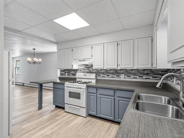 28 Van Buren Street 1