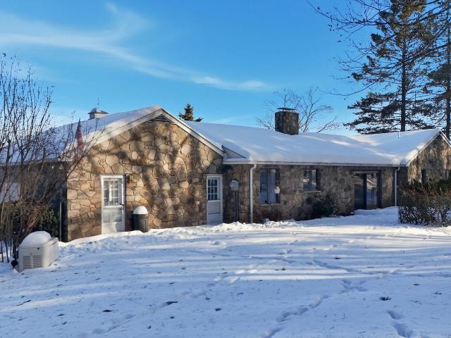 28 Valentine Dr, Hawley, PA