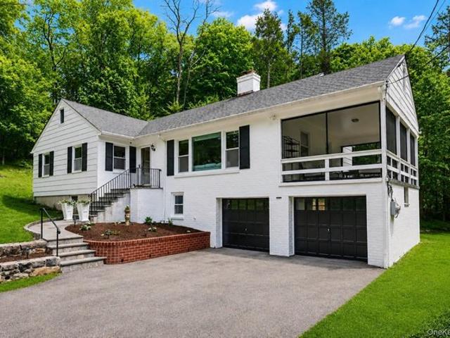 28 Valley View Rd, Chappaqua, NY 10514