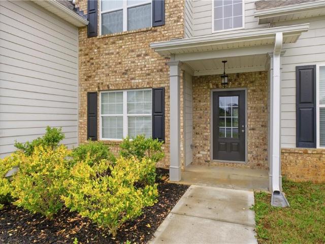 28 Village Trace