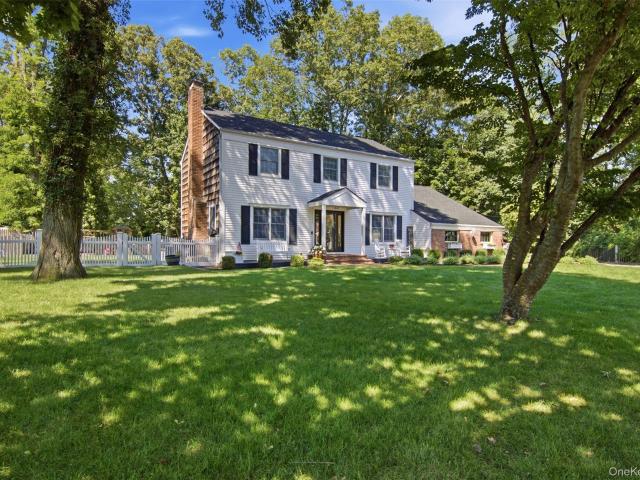 28 Village Woods Road