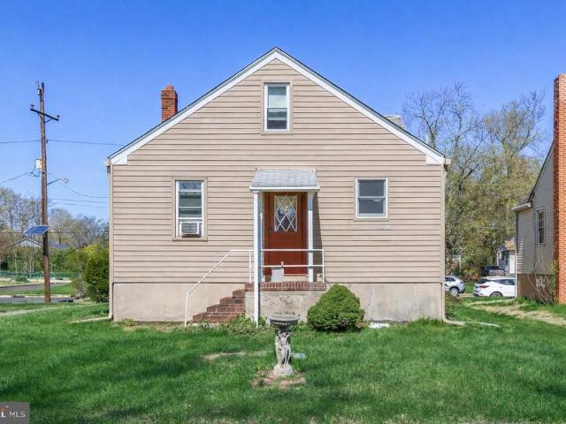 28 W Center Avenue