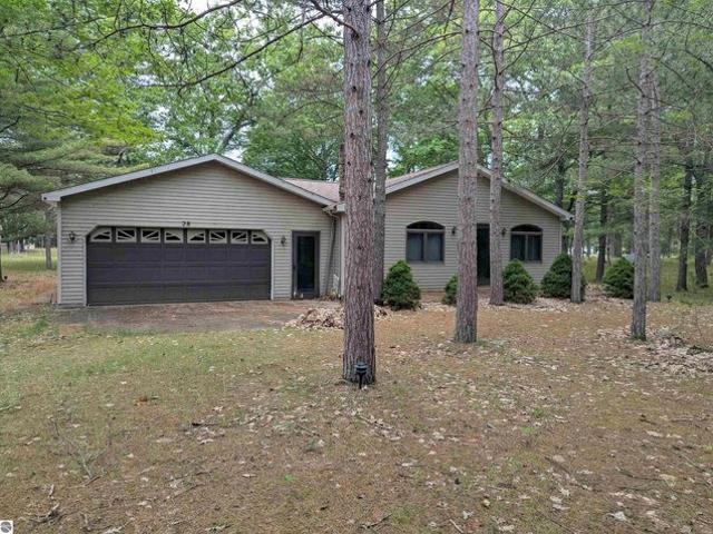 28 W Pne, Au Gres, MI 48703