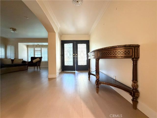 28 W Sycamore Avenue