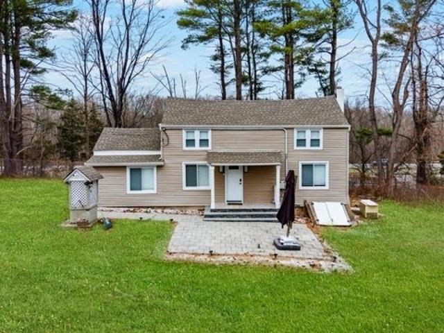 28 Wagners Ln, Warren Twp, NJ 07059