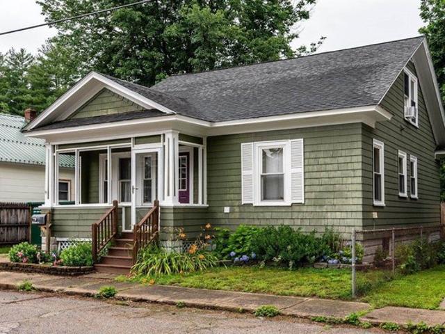 28 Weeman St, Sanford, ME 04083