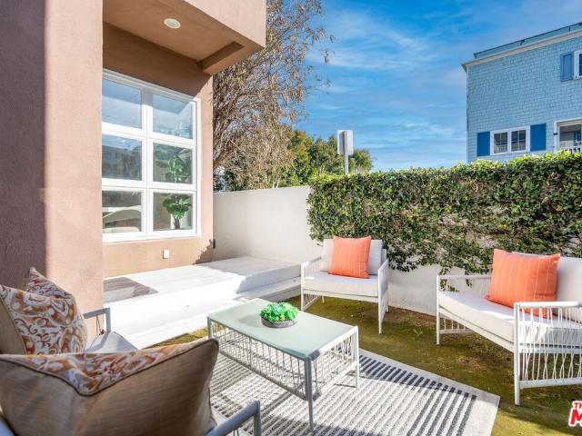 28 Westwind St, Marina del Rey, CA 90292 | MLS #26655