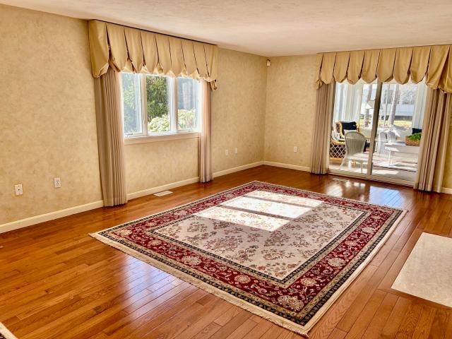 28 Windward Street UNIT 28