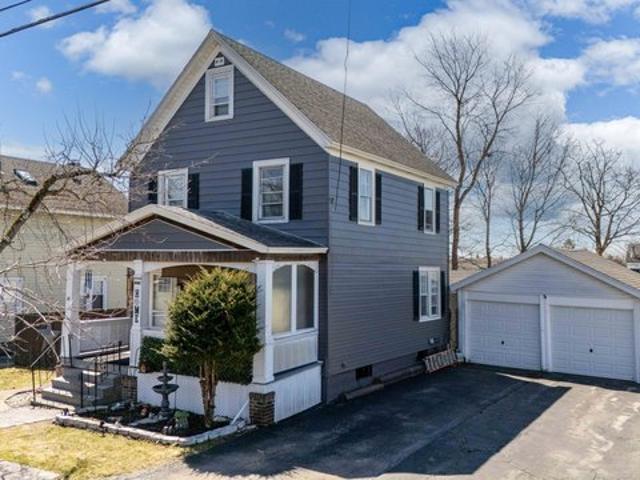 28 Wilkes Ave, Amsterdam, NY 12010