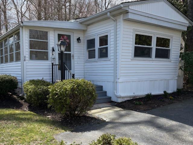 28 Woodland Trail, Killingworth, CT 06419 | MLS #24151 | Compass