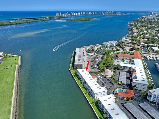 28 Yacht Club Dr Apt 409, North Palm Beach, FL 33408