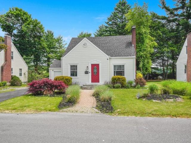 28 Ziegler Ave, Poughkeepsie, NY 12603