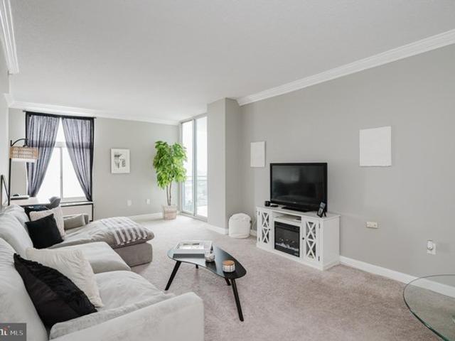 28 Allegheny Ave Apt 1512, Towson, MD 21204