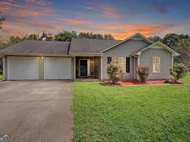 28 Autumn Ridge Dr, Euharlee, GA 30145