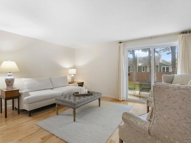 28 B Stonehouse Lane