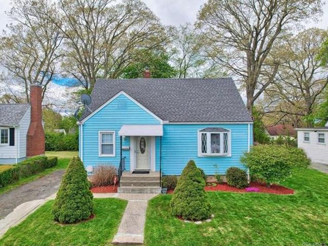 28 Barbara St, Waterbury, CT 06704