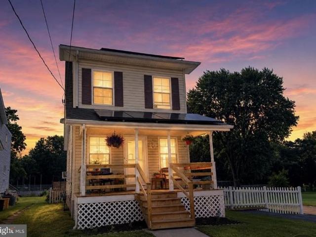 28 Bentley Ave, Hamilton, NJ 08619