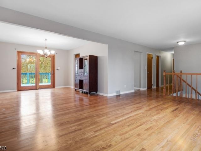 28 Bear Brook Ln