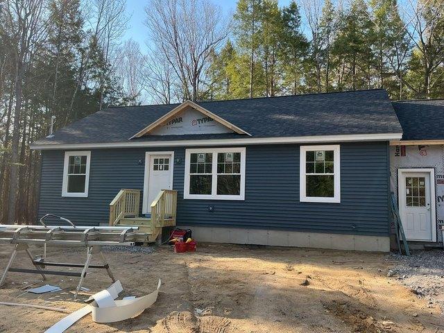 28 Beechwood Ln, Bridgton, ME 04009
