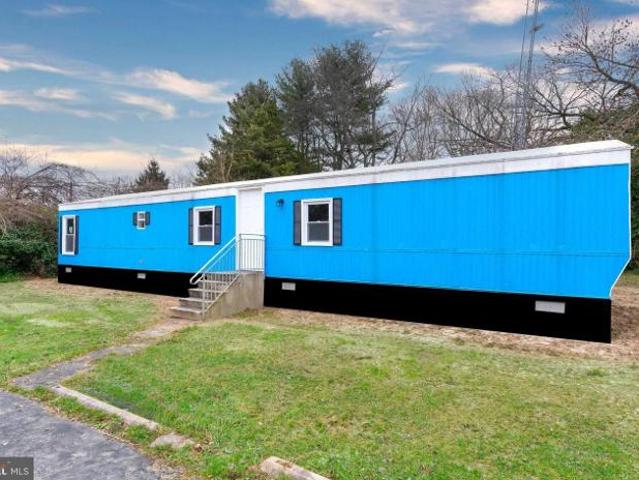 28 Blueberry Dr, Magnolia, DE 19962