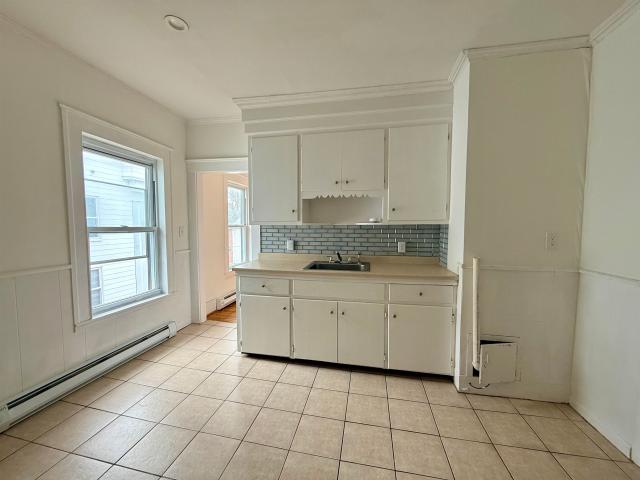 28 Brook Street # 2