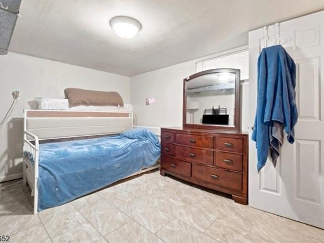 28 Brookhill Ter, Clifton, NJ 07013