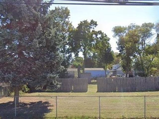 28 Brightside Ave, Central Islip, NY 11722