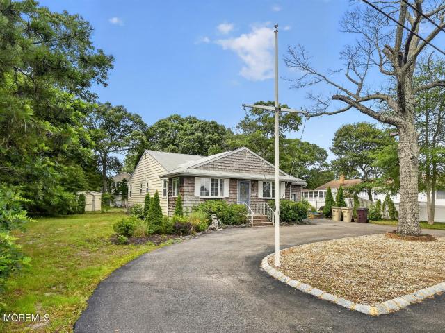 28 Cedar Street