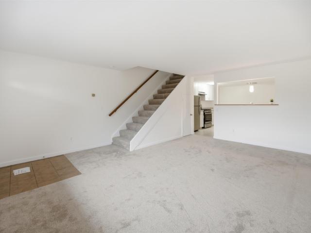 28 Chandler Avenue # 3