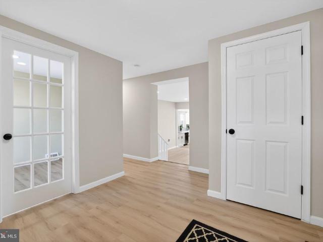 28 Circle Drive