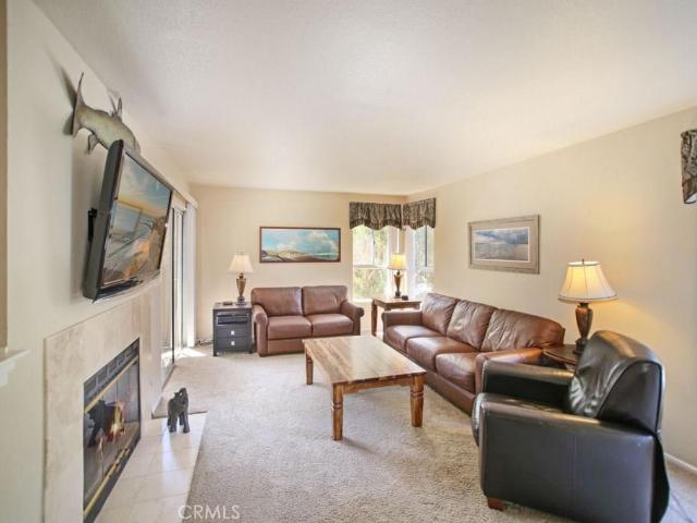 28 Corniche Drive E