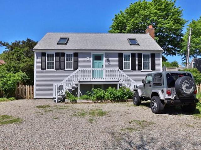 28 Crocker Dr Unit 4, Hyannis, MA 02601
