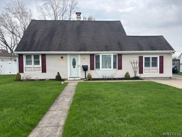 28 Crescent Rd, Grand Island, NY 14072