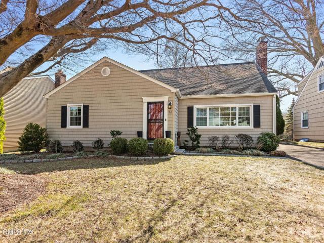 28 Crestview Ave, Stamford, CT