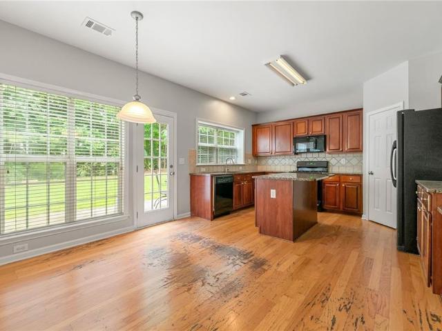 28 Crystal Way