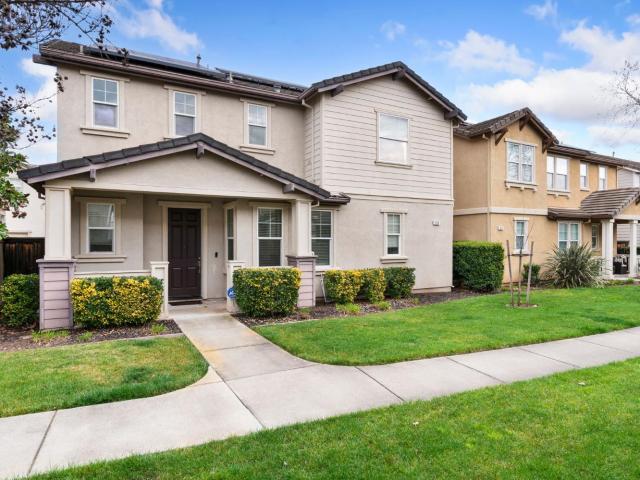 28 Crystalwood Cir, Lincoln, CA 95648 | Compass