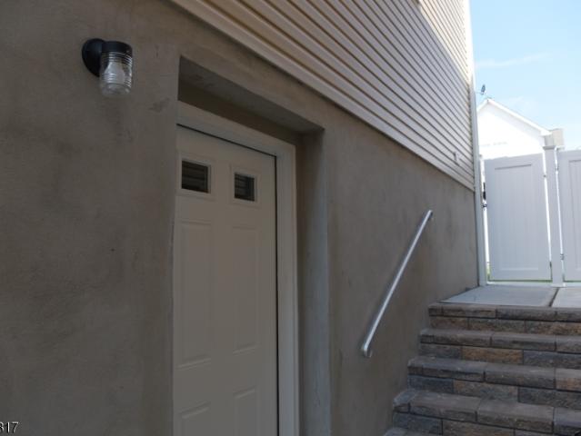 28 Davis St, Harrison, NJ 07029 | MLS #4023