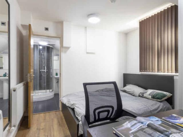 28 De Montfort Street Leicester Student Accommodation | Amber