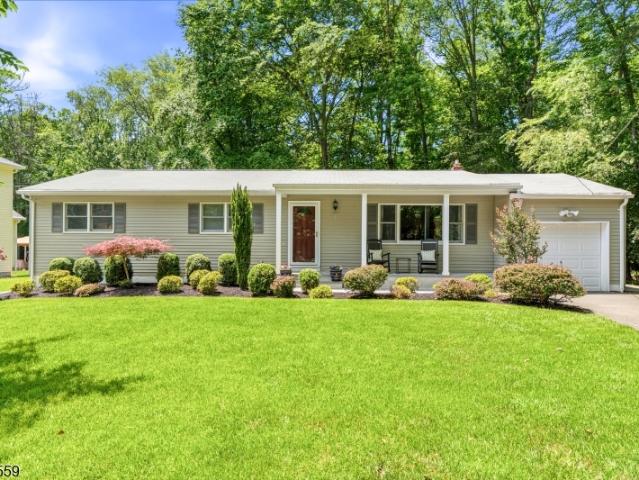 28 Delbrook Rd