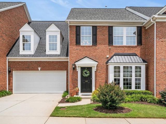 28 Dillworth Ct, Simpsonville, SC 29681