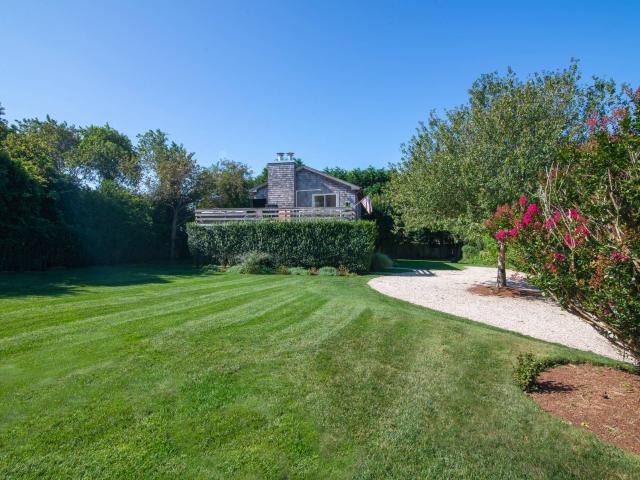 28 Ditch Plains Rd, Montauk, NY 11954 | Compass