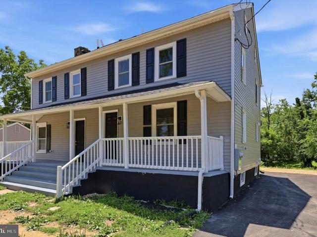28 E Main St, Newark, DE 19702