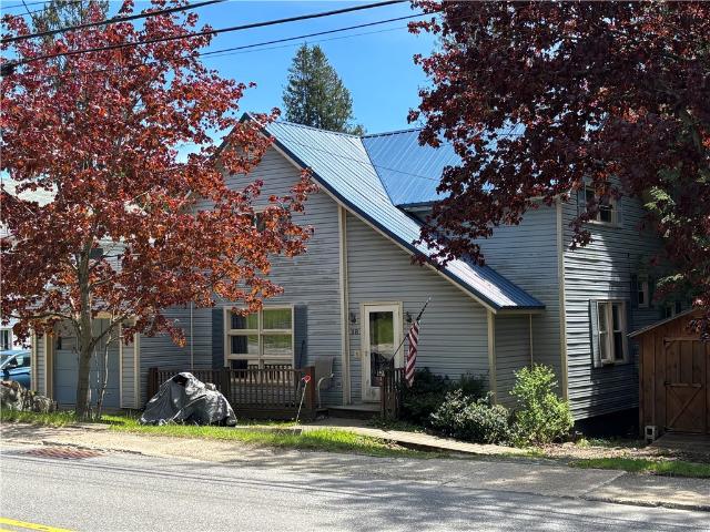 28 E Main Street
