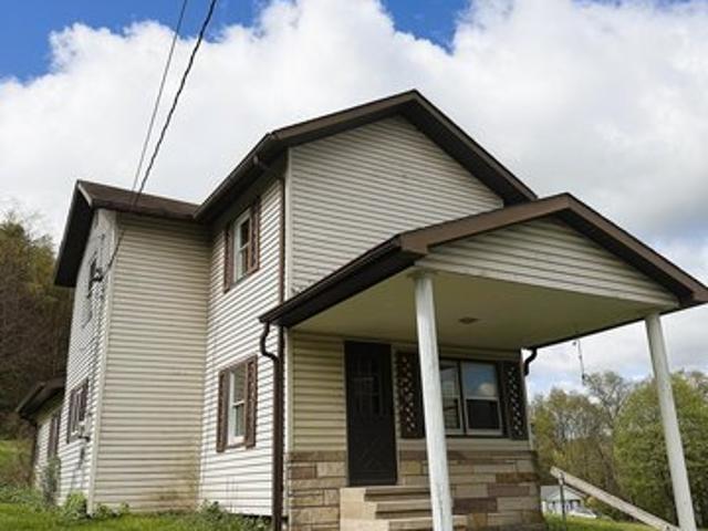 28 E Hill St, Liberty, PA 16930