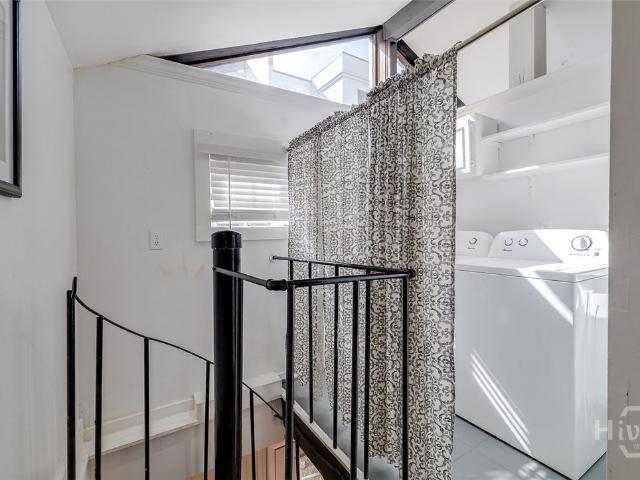 28 E Taylor St, Savannah, GA 31401 | MLS #SA338941