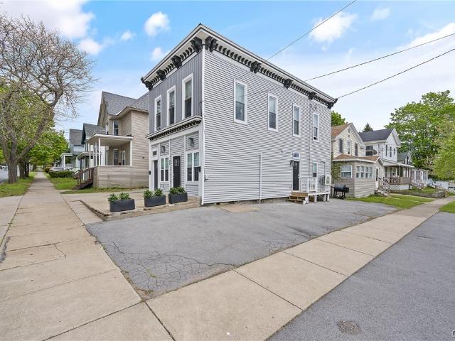 28 E Utica Street