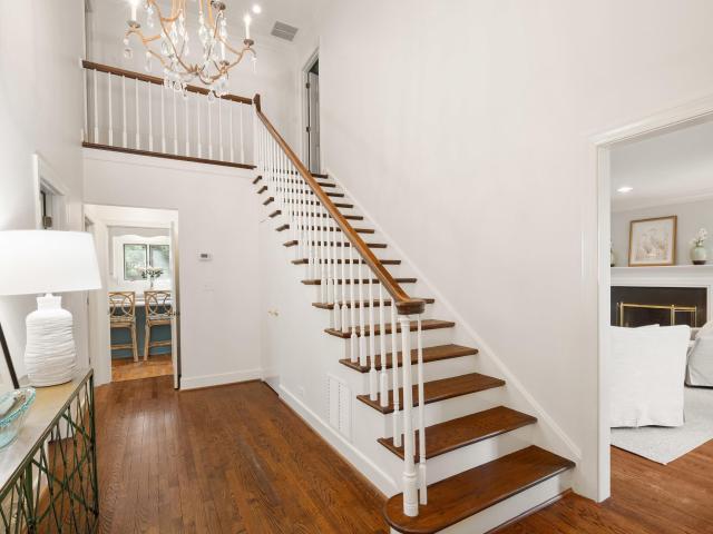 28 Ednam Village St, Charlottesville, VA 22903 | MLS #675939 | Compass