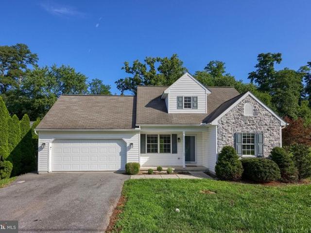 28 Elizabeth St, Washington Boro, PA 17582