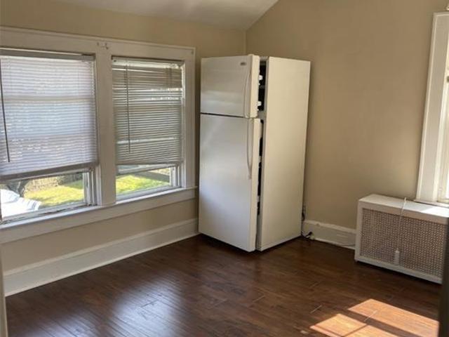 28 Ellwood Street Upper