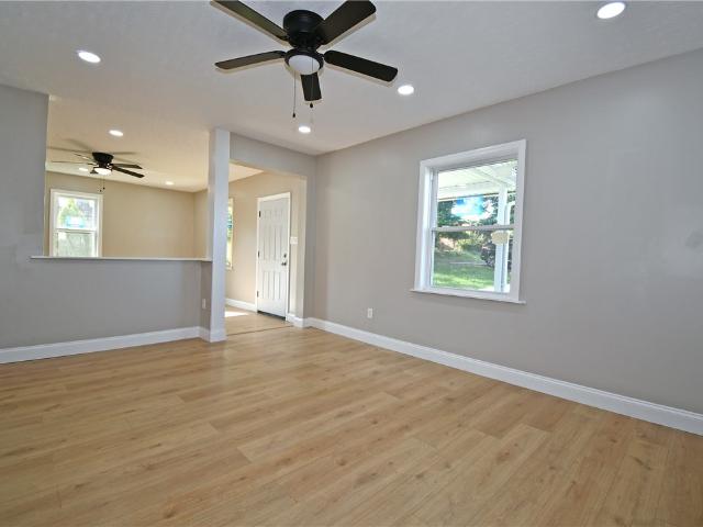 28 Farley St